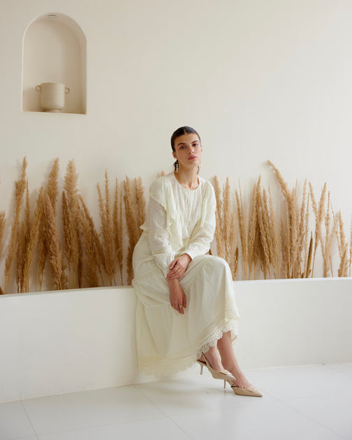 Solace Dobby – Grey Falcon